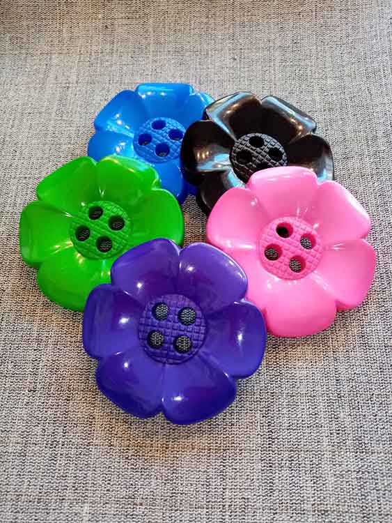 Flower Power giant buttons (60mm) - Sew Irish